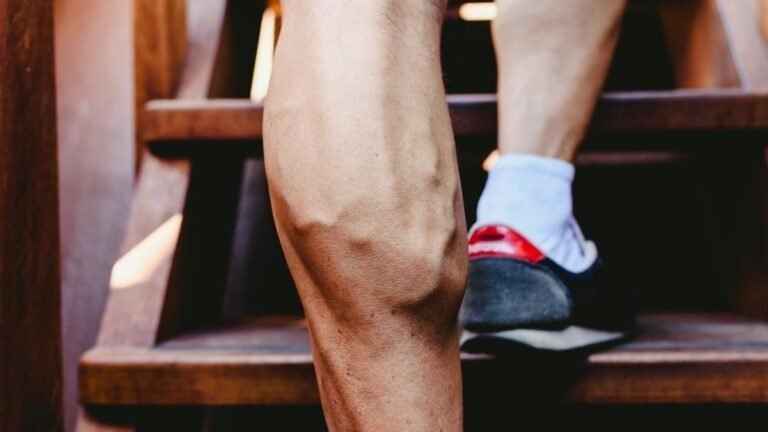 Como fazer o movimento de perna de extensão de perna? - Revista de Fitness