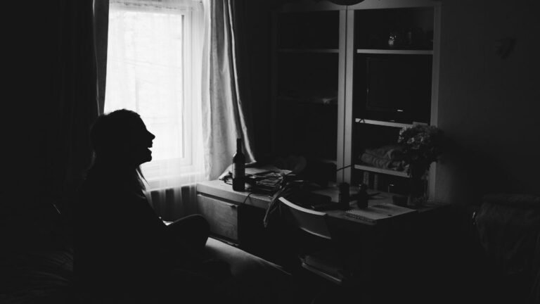 Niktofobi (Karanlık Korkusu) Nedir? Nasıl Tedavi Edilir? – Fitness Dergisi